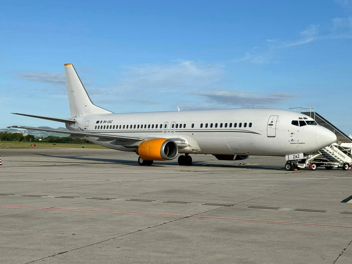 Photo P20: Plane Boeing 737-436 Forli (IT), 2024| Postcards Market